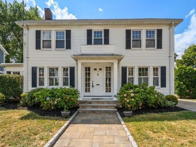 Lincoln Rd, Medford, Home For Sale