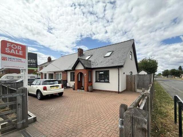 Lincoln Road, North Hykeham, 5 Bedroom Bungalow