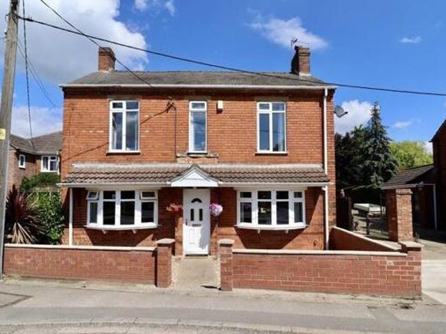 Lincoln Road, Saxilby, 4 Bedroom Detached