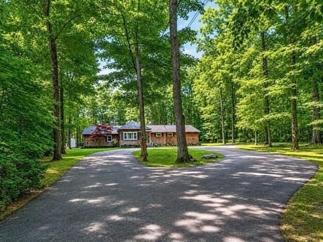 Lincoln St, Medway, Home For Sale