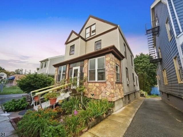 Lincoln St, East Orange, Home For Sale