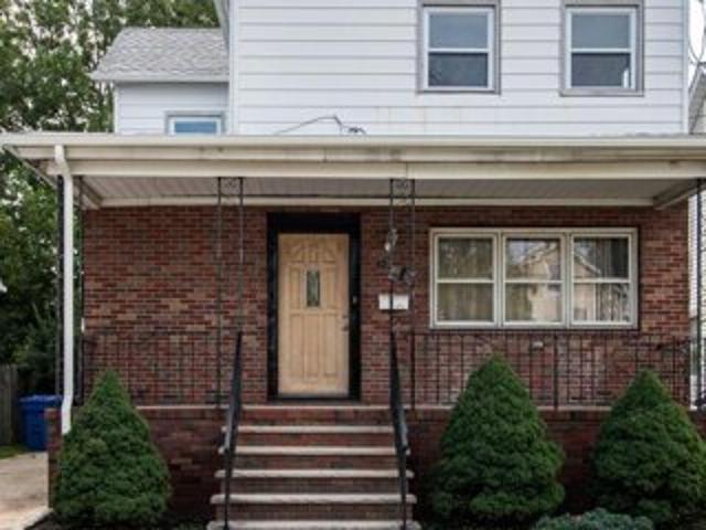 Lincoln St, South River, Home For Sale