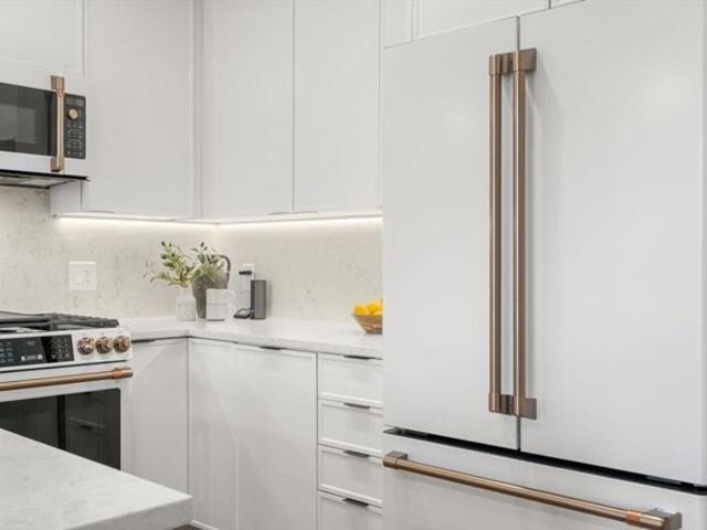 Lincoln St Unit,boston, Condo For Sale