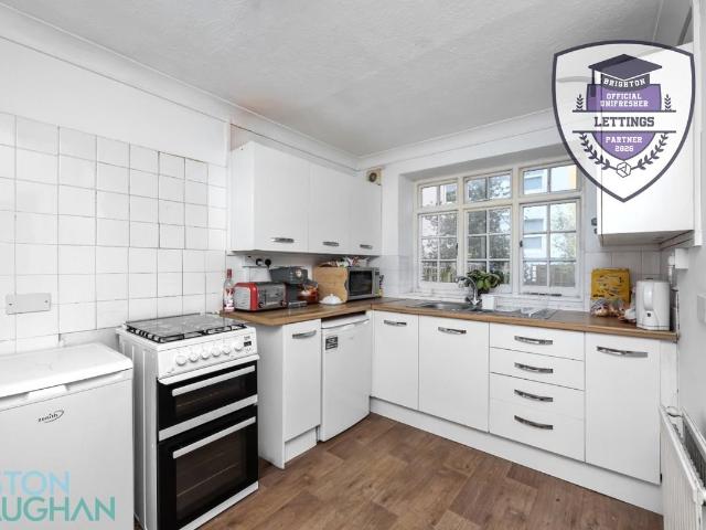 Lincoln Street, Brighton BN2, 4 bed terraced house to rent, £2,400 pcm | PrimeLocation