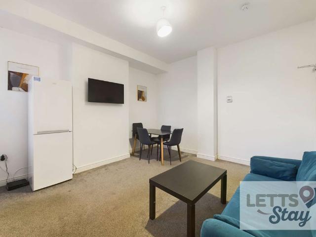 Lincoln Street Room 1