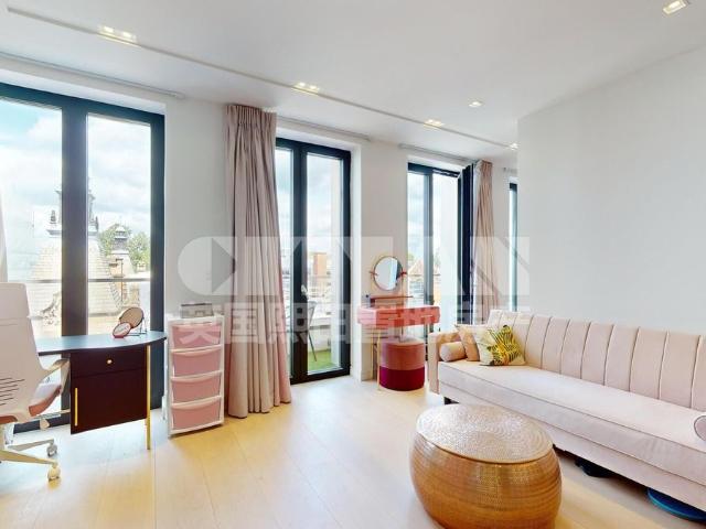 Lincoln Square, Portugal Street, Holborn, London WC2A, Studio to rent, £4,000 pcm | PrimeLocation