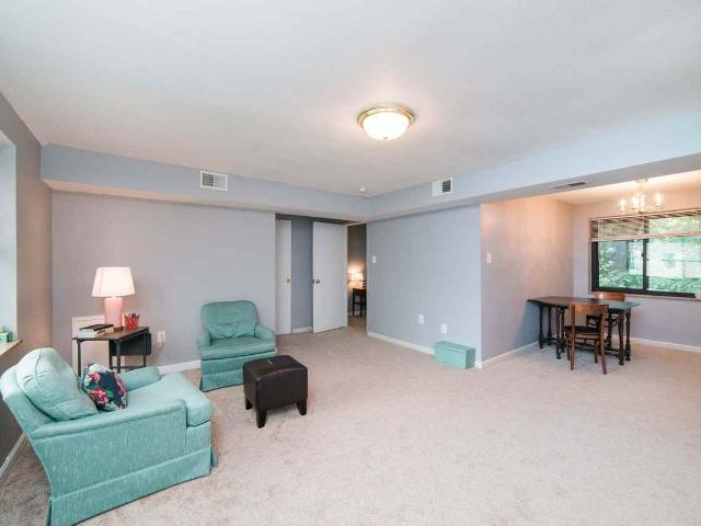Lincoln Terrace 1 Bedroom Apartment for Rent at 25 S Starr Ave, Bellevue, PA 15202 Avalon Bellevue Ben Avon