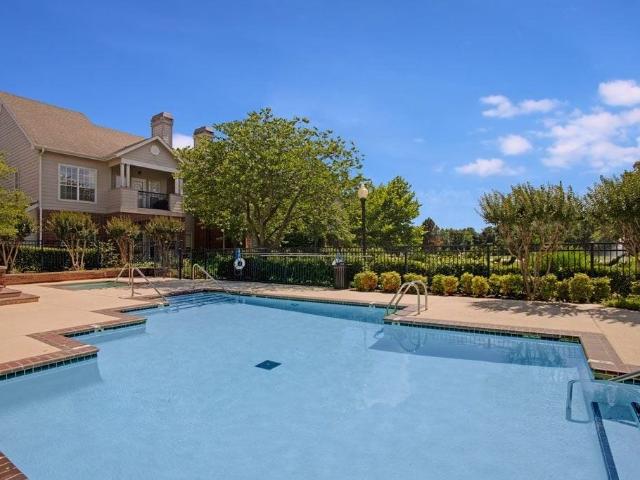 Lincoln Villas on Memorial 2 Bedroom Apartment for Rent at 7777 S Memorial Dr, Tulsa, OK 74133