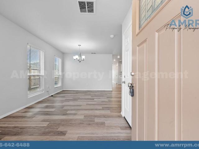 Lincoln 16 5504 Jarvis Street 3 Bedroom Apartment for Rent at 5504 Jarvis St, Lubbock, TX 79416 North by Northwest