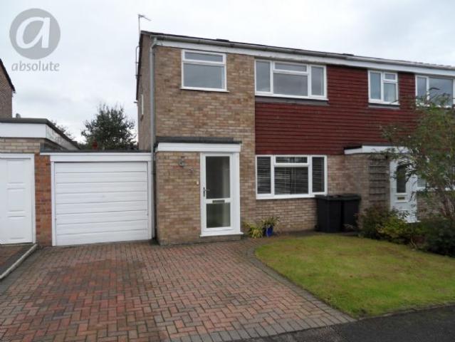 Lincroft, Oakley Village, Bedfordshire MK43, 3 bed semi detached house to rent, £1,500 pcm | PrimeLocation