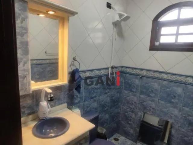 Lindíssima e Espaçosa Casa na Região de Jardim Utinga