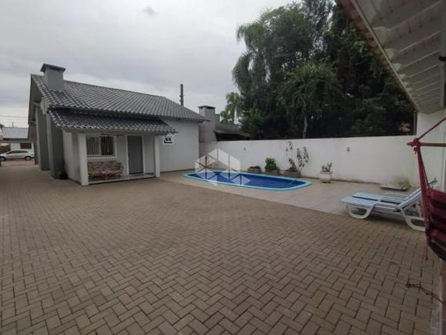 Linda alvenaria na João Alves com piscina