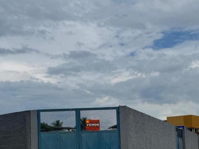 Linda Área no Saco da Ribeira de 1.590 m², toda murada e limpa, escritura definitiva !