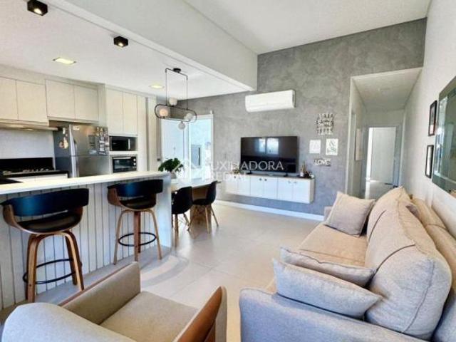 Linda casa mobiliada e decorada 2 quartos em Xangri Lá