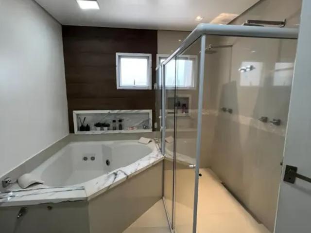 Linda casa mobiliada para locação no condomínio Gênesis 1 em Alphaville Santana de Parnaiba SP