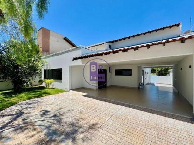 Linda casa moderna em alto padrao a venda