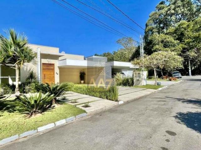 Linda casa moderna, integrada a Venda