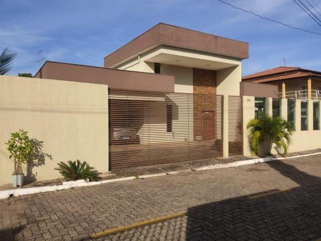 Linda casa Moderna na rua 04 de VIcente Pires