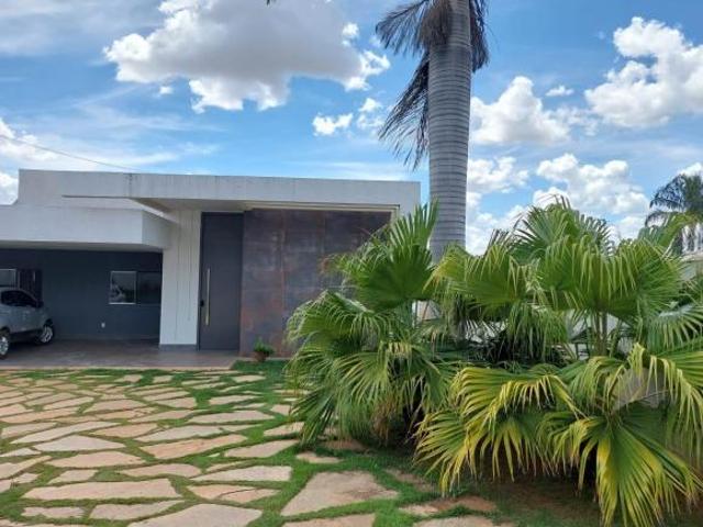 Linda Casa na Arniqueiras preço execelente
