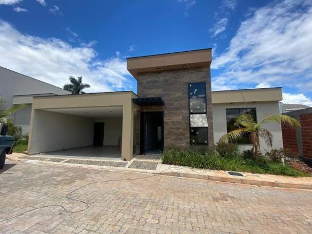 LINDA CASA NA DIVISA COM A QD 04 – PARK WAY