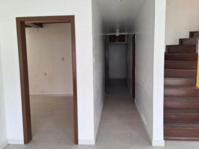 Linda casa na Tristeza