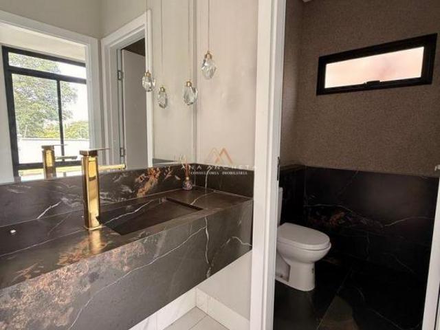 Linda casa Neoclássica a venda condomínio Quinta do Lago