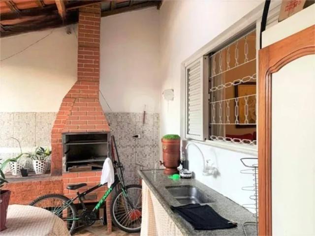Linda casa no bairro são matheus com 3 quartos toda avarandada com lindo paisagismo