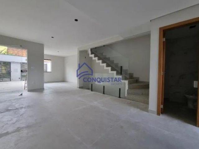 Linda casa no Bairro Santa Amélia!
