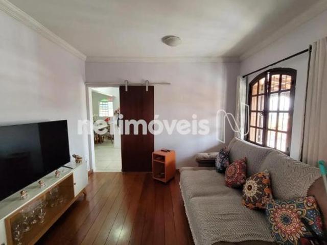 Linda Casa no Betânia, com 3 Quartos!