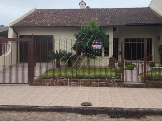 Linda Casa no Centro de Vera Cruz