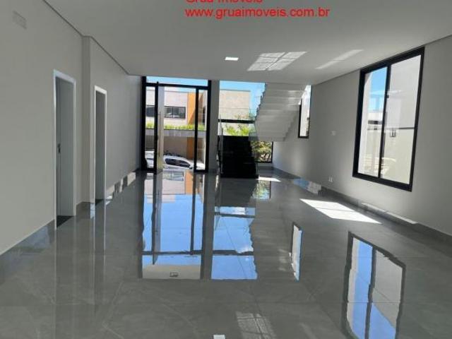 LINDA CASA no Condomínio Alphaville Dom Pedro 3 Belíssima Casa no meio do residencial Alphaville Dom