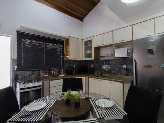 Linda Casa no Condomínio Moradas de São Guilherme