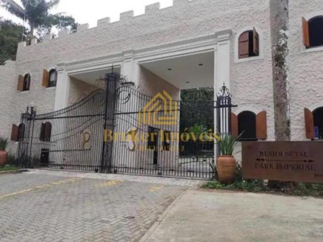 Linda Casa no condomínio Park imperial, cercada da natureza com 4 dormitórios, sendo 3 suítes
