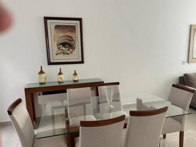 Linda casa no Condominio Valencia Turia | É aqui na Imobiliária Rosa e Rangel