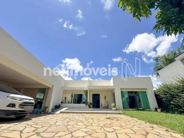 LINDA CASA NO GUARÁ PARK
