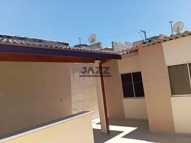 Linda Casa no Jardim Paineiras II