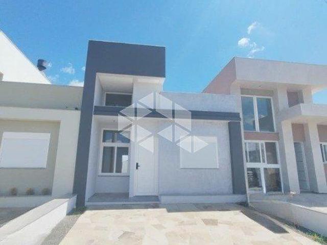 Linda Casa no Jardins do Condado com Suíte, Pátio e Churrasqueira