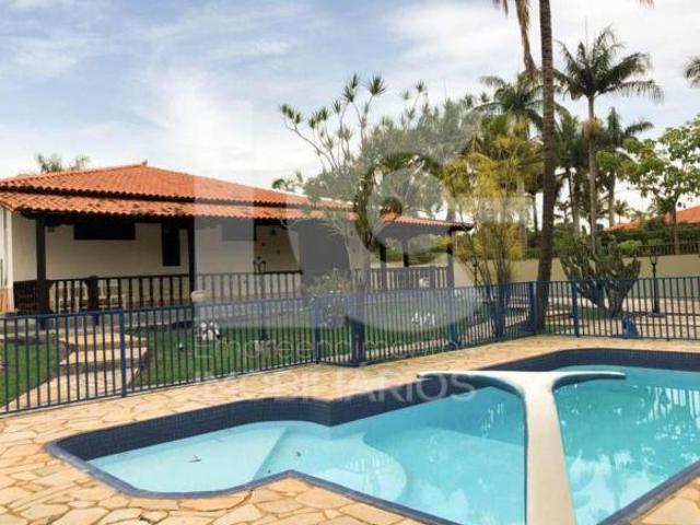 Linda Casa no Park Way com Habite se