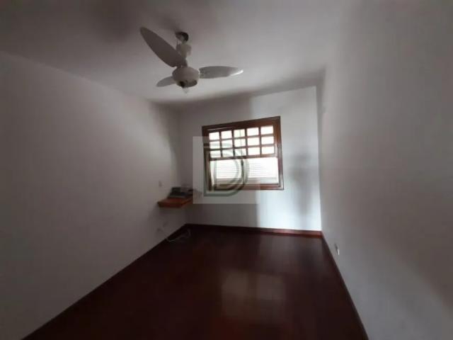 Linda casa no parque dos príncipes 3 dormitórios