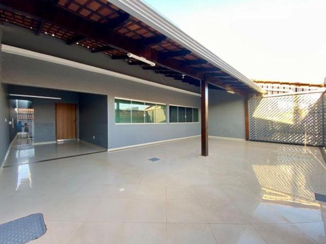 LINDA CASA NO SETOR CENTRAL GAMA