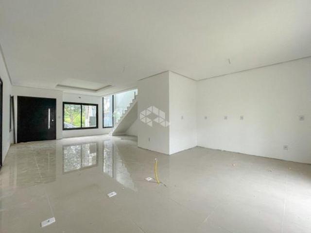 Linda Casa no Vale Ville