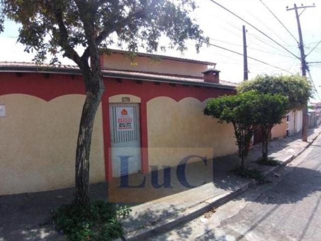 Linda Casa no Vila Almeida em Sorocaba Usado