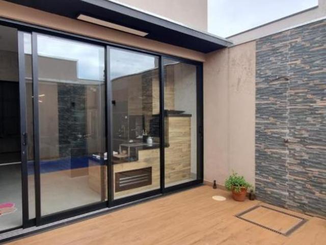 Linda Casa no Villas Mabel com 3 quartos | É aqui na Rosa e Rangel Consultoria e Assessoria Imobiliá
