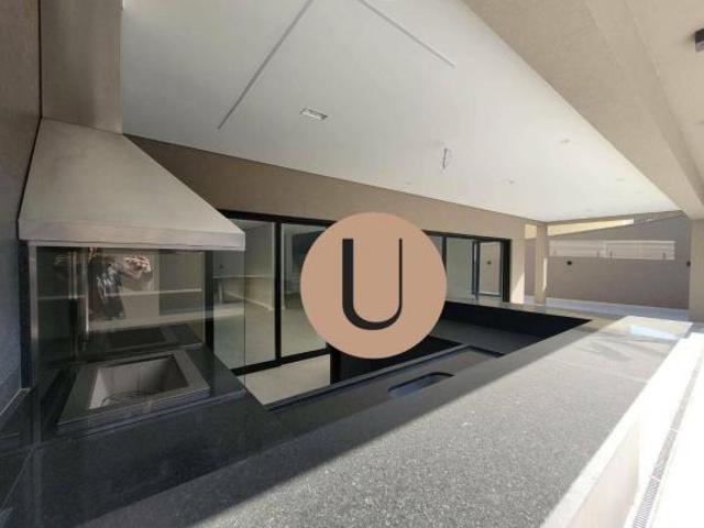 Linda casa nova, 4 suítes amplas