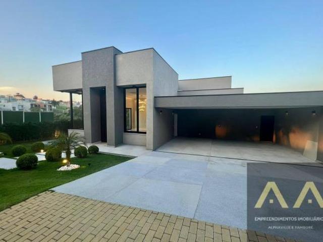 LINDA CASA NOVA ALPHAVILLE, 4 SUÍTES, VISTA PARA MATA, COMPLETA!