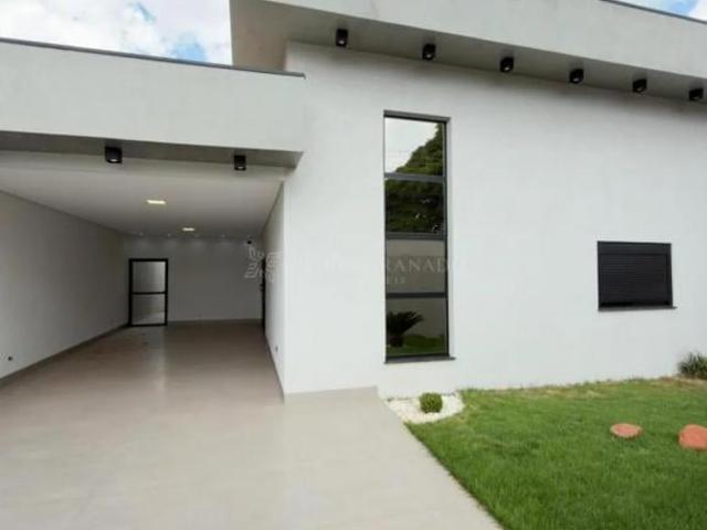 Linda casa nova e moderna com cozinha planejada