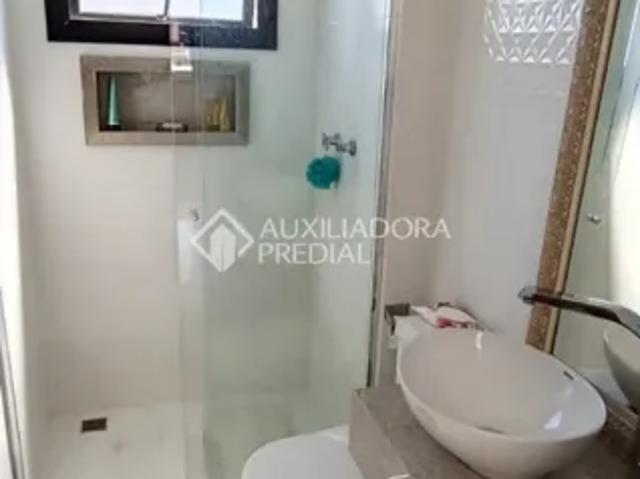 Linda casa nova e pronta para morar