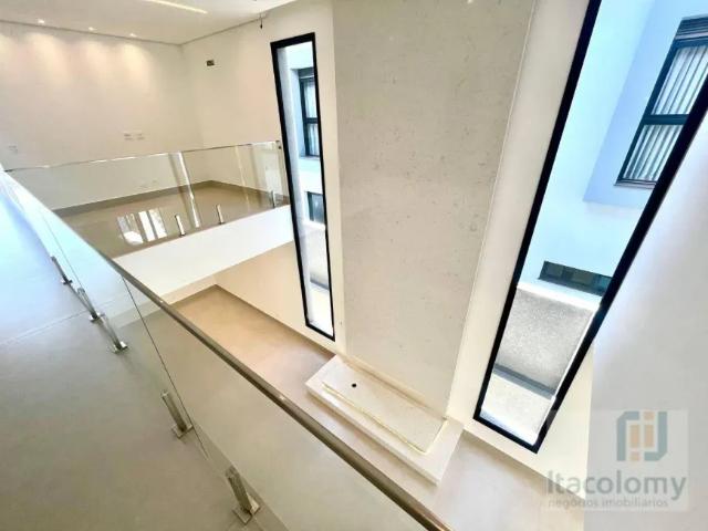 Linda casa Nova no Vila Solaia
