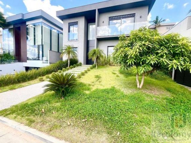 Linda casa Nova no Vila Solaia
