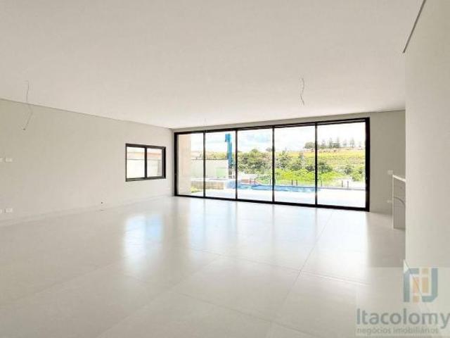 Linda casa novinha